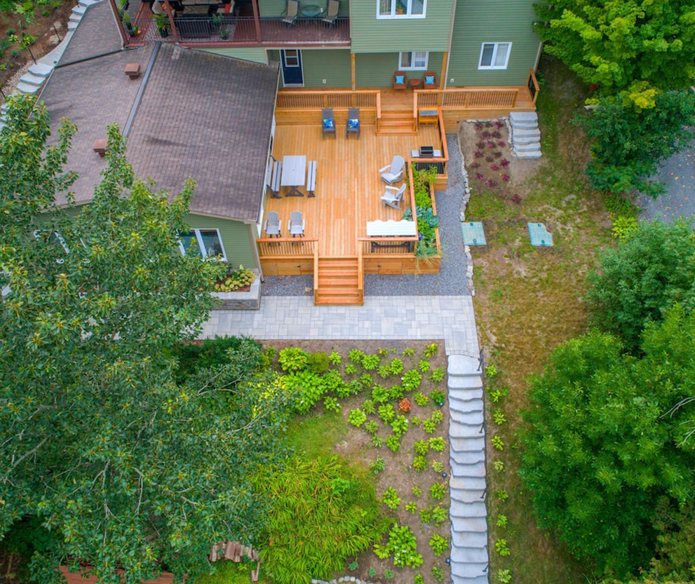 Best Decking Material Options - Foshan MexyTech Co., Ltd.